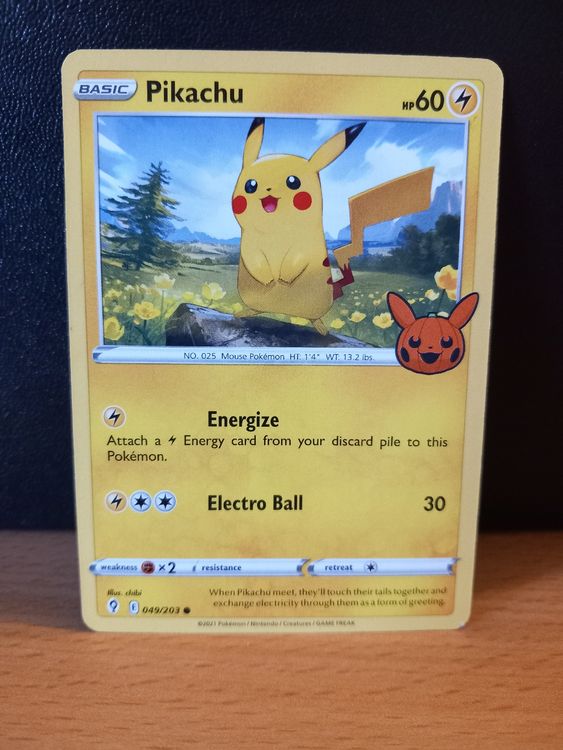 PROMO POKEMON N° 049/203 PIKACHU HALLOWEEN STAMP | Kaufen auf Ricardo