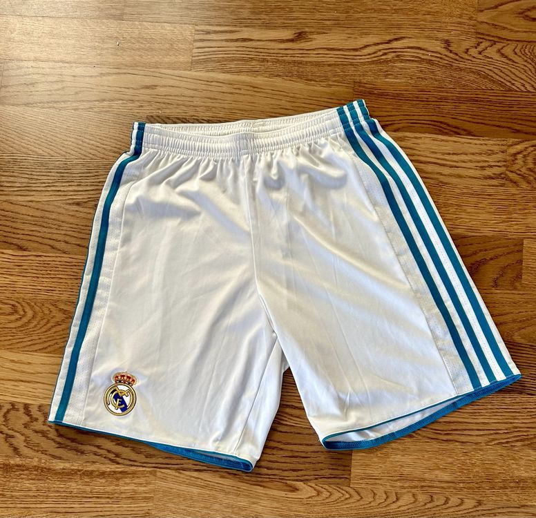 Original Real Madrid shorts S (Gebraucht) in Zürich für CHF 9 – mit Lieferung auf Ricardo kaufen