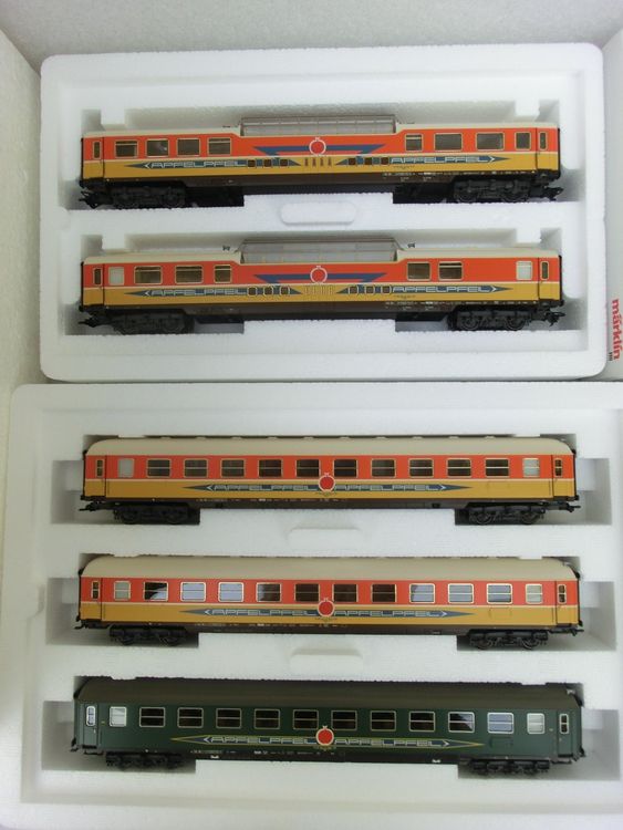 Märklin: Set Apfelpfeil 42995 & 42997, 5 Wagen,neu, OVP (Neu (gemäss ...