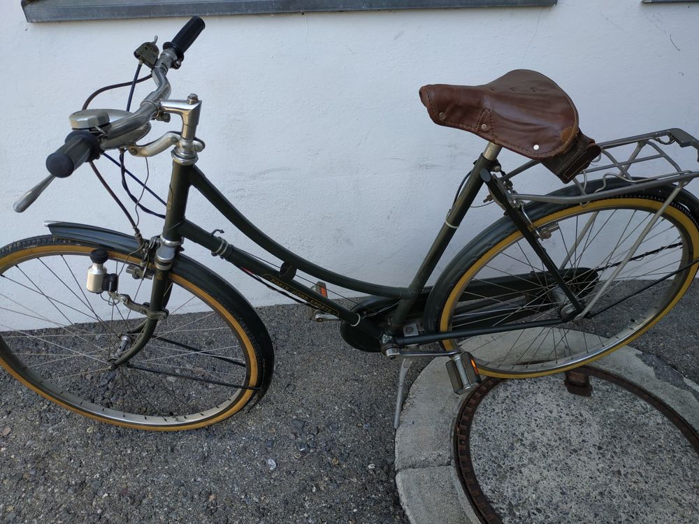 Auswertung Morgen Mann Nostalgie R 252 Cklicht Fahrrad Pendel Seeanemone