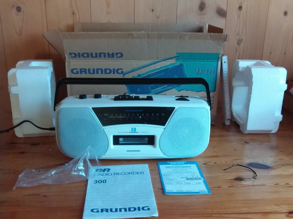 Klassischer alter Stereo Radio Recorder Grunding RR 300 OVP (Gebraucht ...