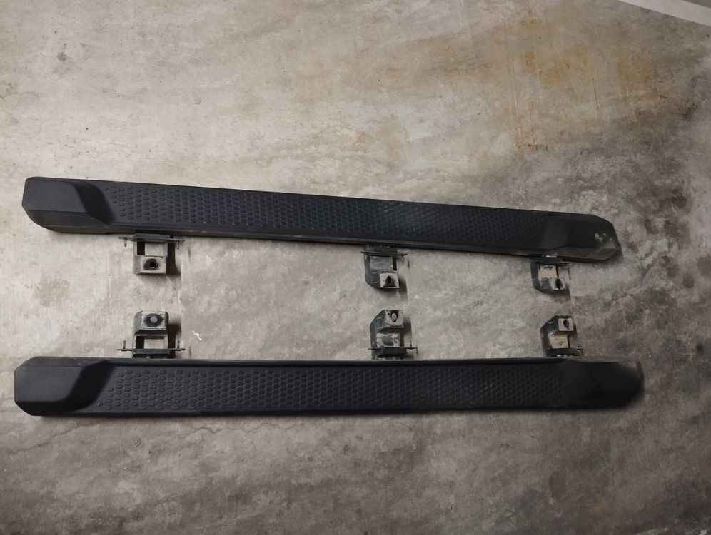 Jeep Wrangler JLU Trittbretter Sidesteps schwarz, gebraucht (Gebraucht) in Romanshorn für CHF 1 ...