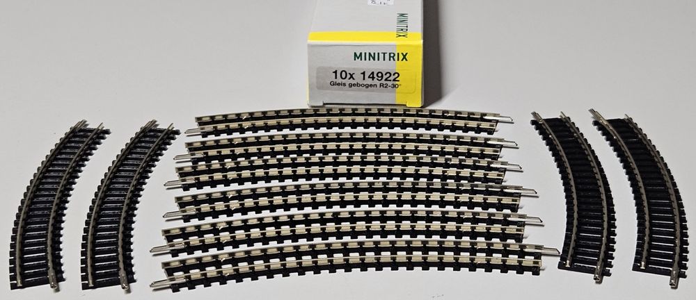 Trix 14922: 10 Stk. Minitrix Gebogenes Gleis Radius 228,2 mm (Neu und ...