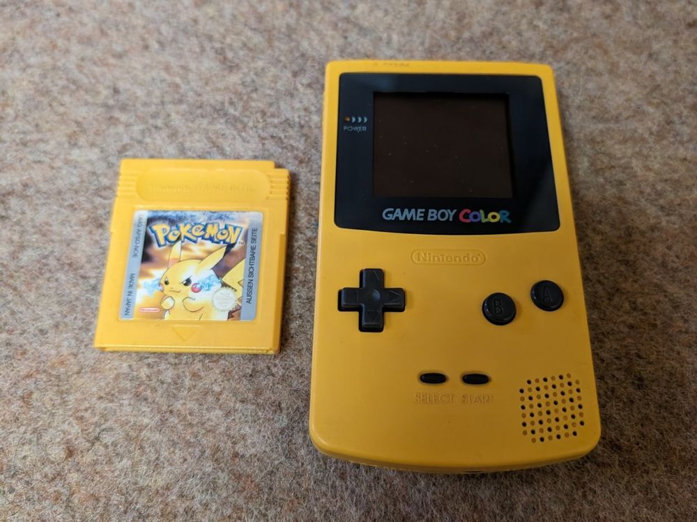 Nintendo Gameboy Color Gelb + Pokémon Gelbe Edition | GBC (Gebraucht ...