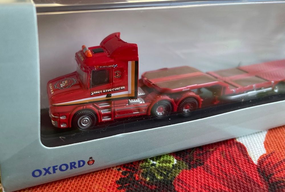 Scania T Cab lowloader „Sandy Kydd“ Metall N-Gauge (Neu und ...