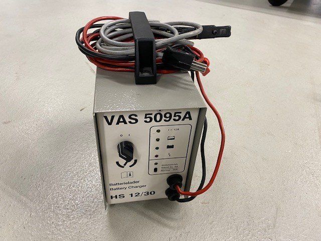Batterieladegerät VAS (Gebraucht) in für CHF 63 – nur Abholung auf ...