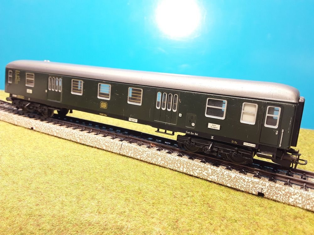 Märklin 4026 _ D-Zug Gepäckwagen 4 achsig _ blech _ Spur H0 | Kaufen auf Ricardo