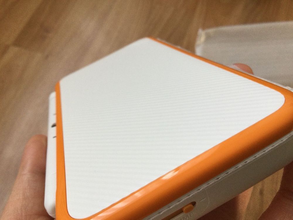 New Nintendo 2DS XL Orange Edition wie NEU (Neu (gemäss Beschreibung ...