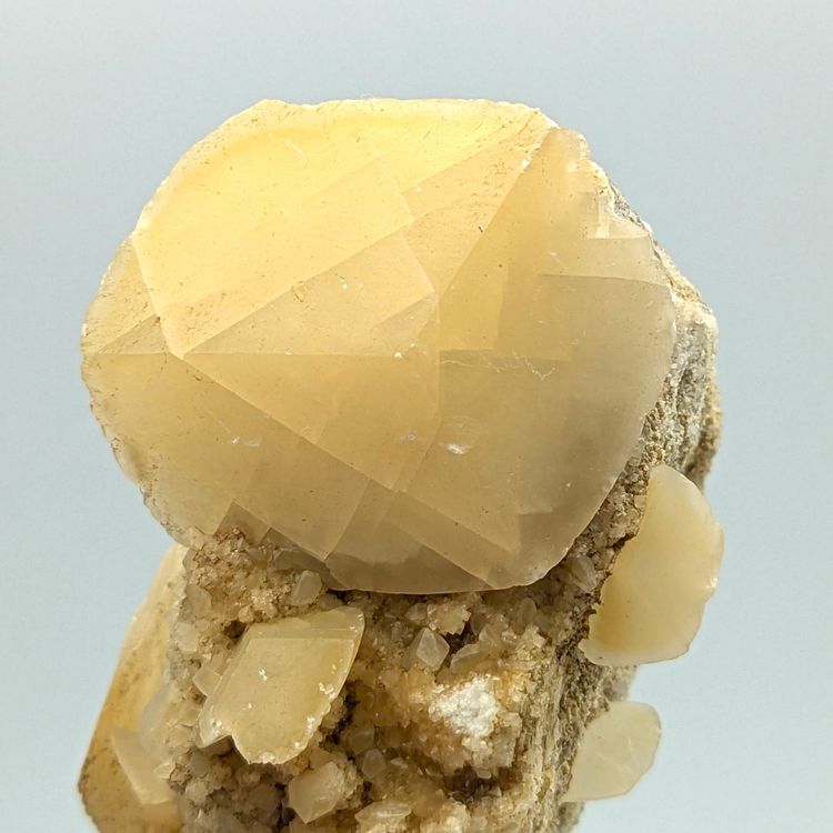 ZIRKULÄRE GELBE CALCIT, Grosse Kristalle, Italien (Neu (gemäss Beschreibung)) in Balerna für CHF ...