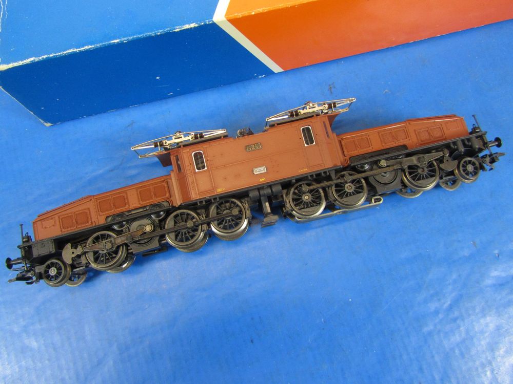 Roco H0, Wechselstrom SBB, Krokodil Ce6/8, 43941 AC (Gebraucht) in St.Margarethen TG für CHF 95 ...