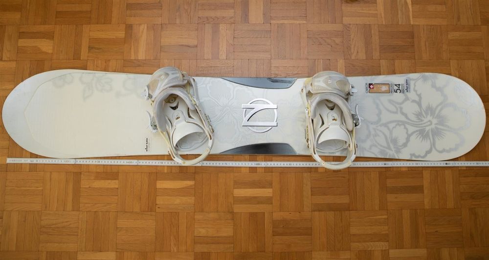 Weisses Nidecker Princess Snowboard 154 (Gebraucht) in Zürich für CHF ...
