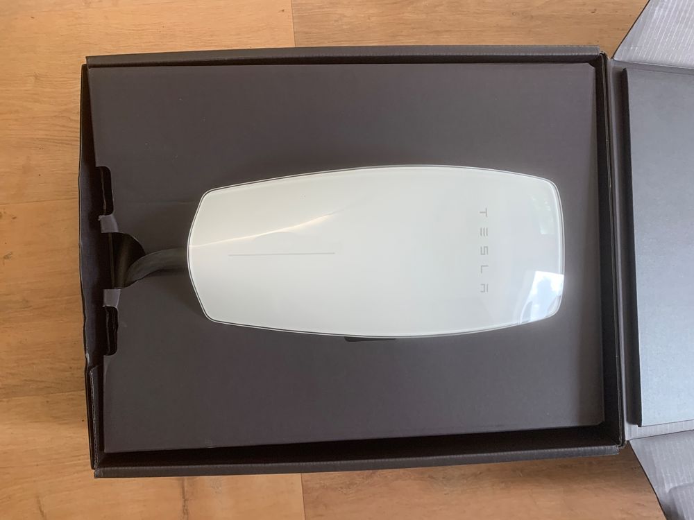 Tesla Wallbox Connector (3 gen.) Type 2 (Gebraucht) in Oetwil an der ...