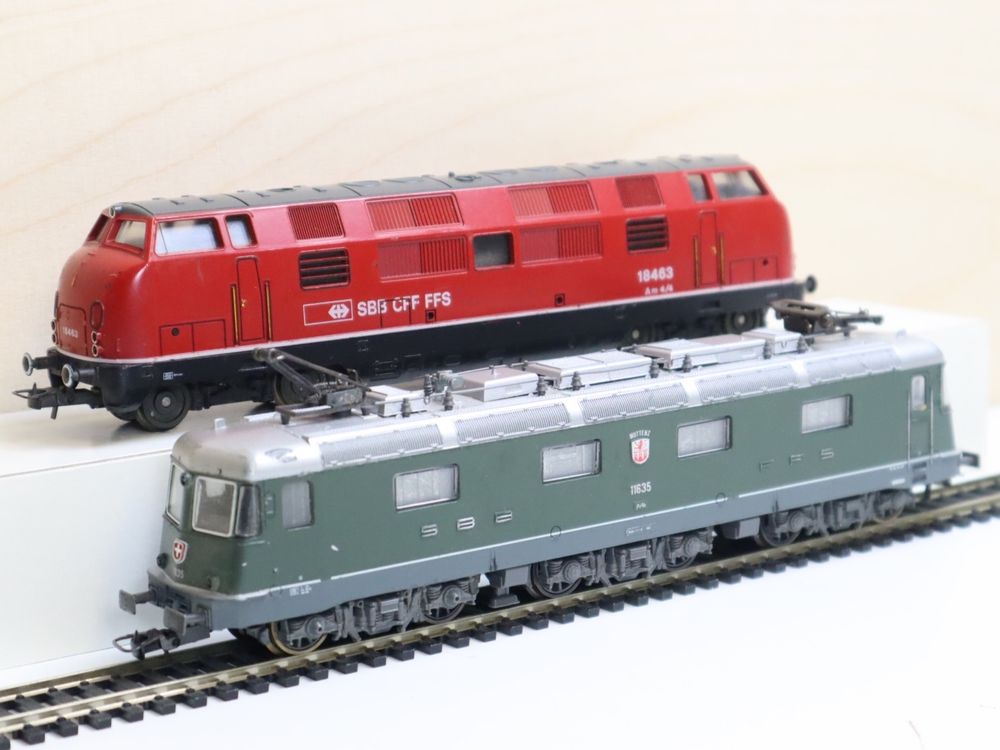 Lima Doppelpack SBB Re 4/4 E-Lok & Am 4/4 Diesellok H0 | Acheter sur Ricardo