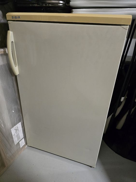 Sibir Fridge, Functional, Retro Look (Gebraucht) in Nebikon für CHF 31 ...