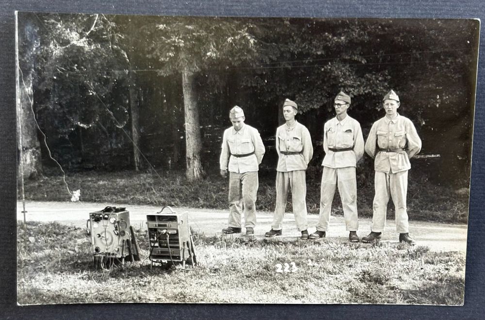 SCHWEIZER ARMEE FUNKER GRUPPE IM WALD (Gebraucht) in Ostermundigen für ...