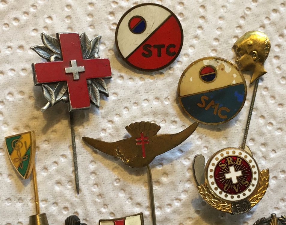 Antike Anstecker und Pins, Sammlerobjekte | Kaufen auf Ricardo