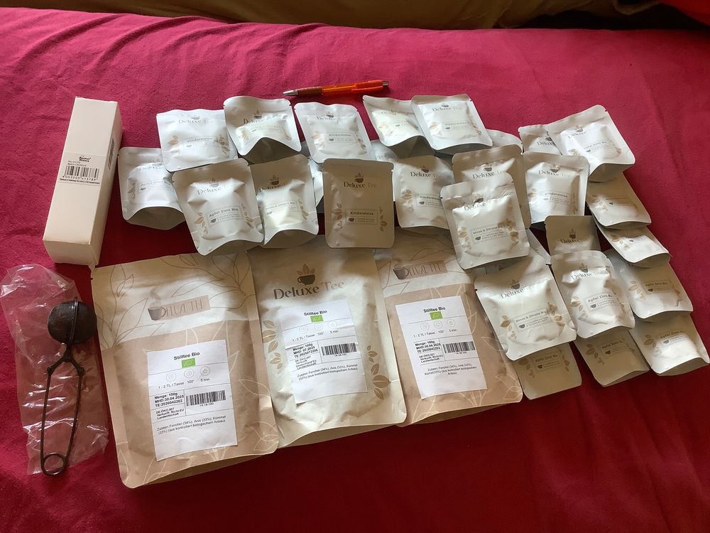 Deluxe Tee 3x Stilltee & 30 Muster & Teesieb (Neu und originalverpackt) in Widnau für CHF 16 ...