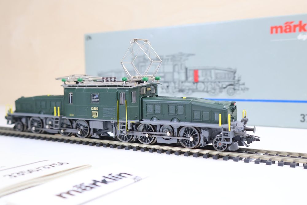 Märklin SBB Krokodil Ce 6/8 E-Lok - Digital 3756 - NP: 475.- (Gebraucht) in Winterthur für CHF ...