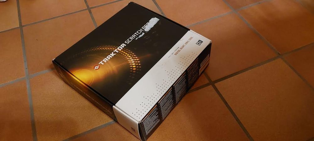 TRAKTOR SCRATCH PRO AUDIO 8DJ | Kaufen auf Ricardo