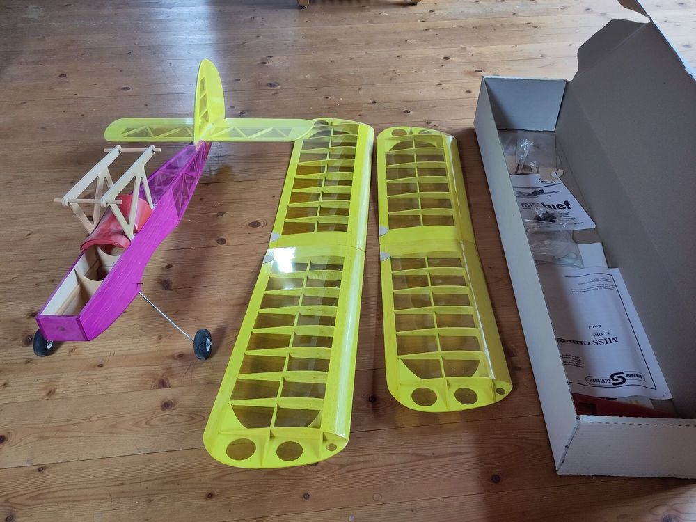 Doppeldecker "Miss Chief" zum Fertigstellen | Kaufen auf Ricardo