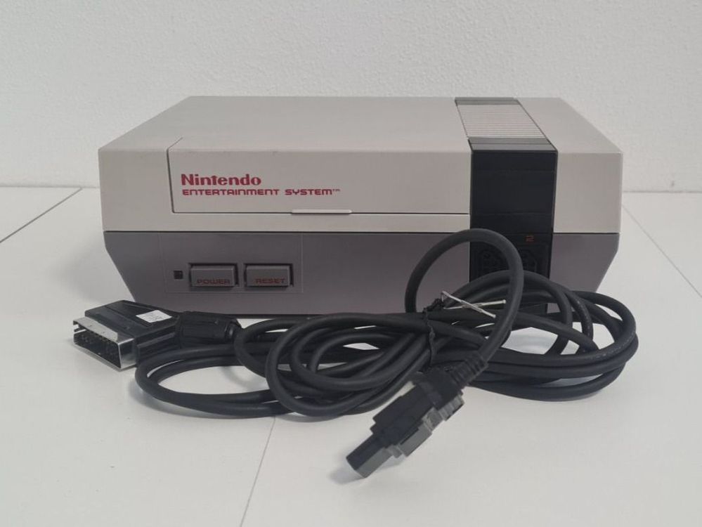 Nintendo NES Konsole FRA Version mit RGB Anschluss & Kabel (Defekt) in ...