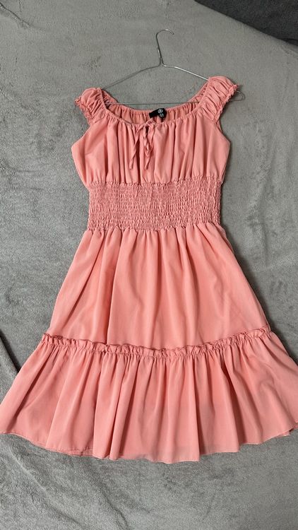 Missguided Sommerkleid Coral Grösse 36, luftig (Gebraucht) in Biel ...