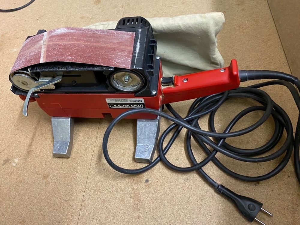 Bandschleifer mit Stationäreinrichtung und Schleifbänder (Gebraucht) in Sulzbach für CHF 72 ...