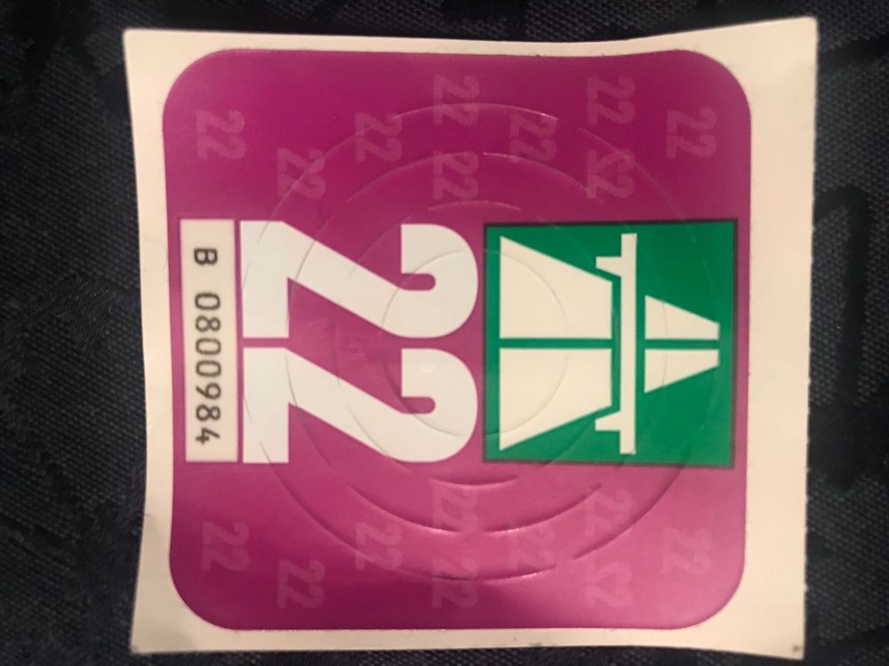 Autobahn Vignette (Neu und originalverpackt) in Feldbrunnen für CHF 39 – mit Lieferung auf ...