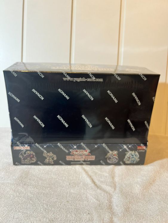 Yu-Gi-Oh! Legendary Duelists: Season 1 Box Display (Neu und originalverpackt) in Othmarsingen ...