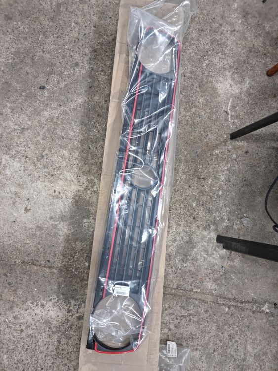 Golf 2 GTI Kühlergrill NEU! (Neu und originalverpackt) in Escholzmatt ...
