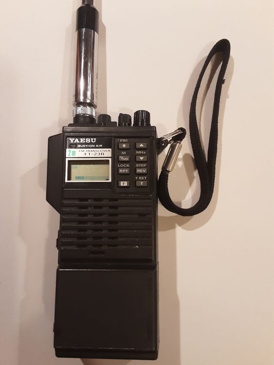 Yaesu FT-23R 2m Handfunkgerät Amateurfunk (Gebraucht) in Bettwil für CHF 30 – mit Lieferung auf ...