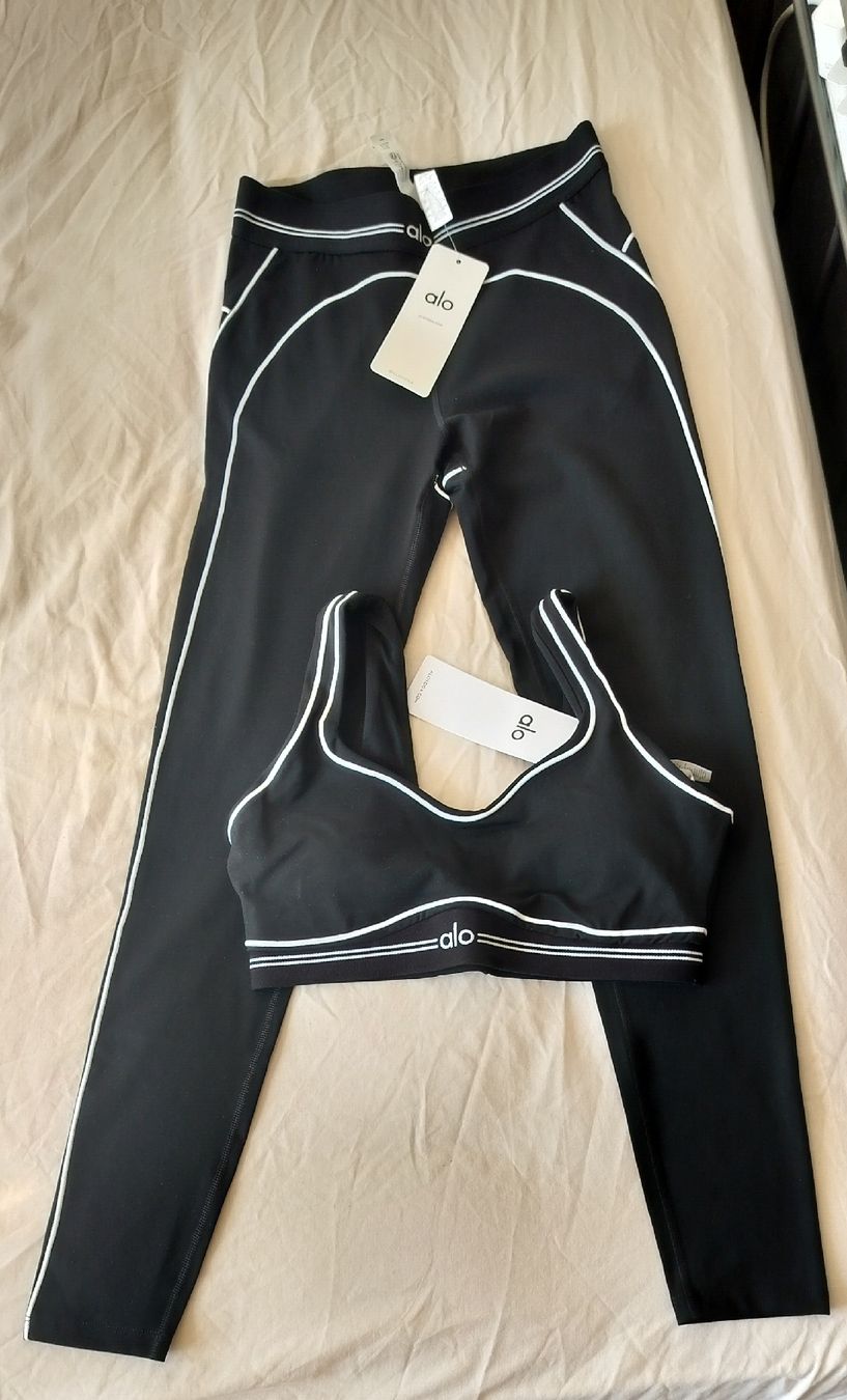 ALO Yoga Set: Airbrush Legging & Bra - Black/White New! (Neu und ...