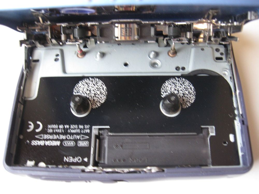 SONY Walkman WM-EX521 Kassettenspieler Misty Blue Metal Body (Gebraucht ...