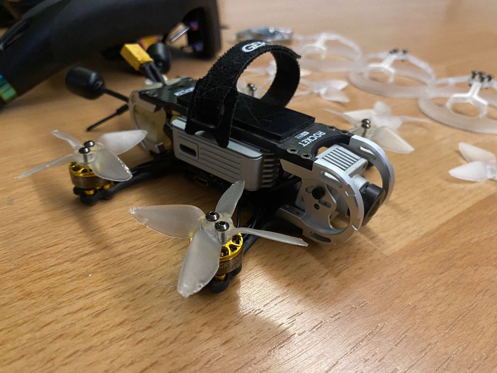 Fpv Drone Flysky Nirvana Geprc Rocket Dji air unit (Gebraucht) in ...