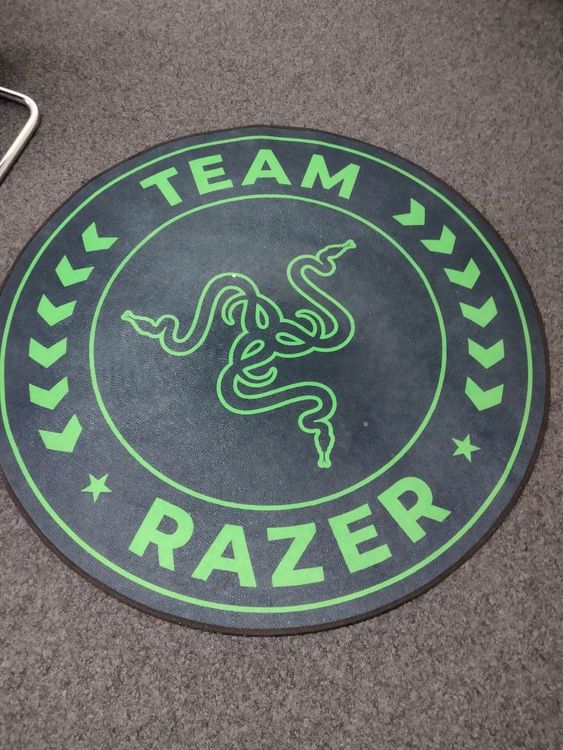 Team Razer Floor Rug - Bodenschutzmatte zum Gaming SetUp (Gebraucht) in ...