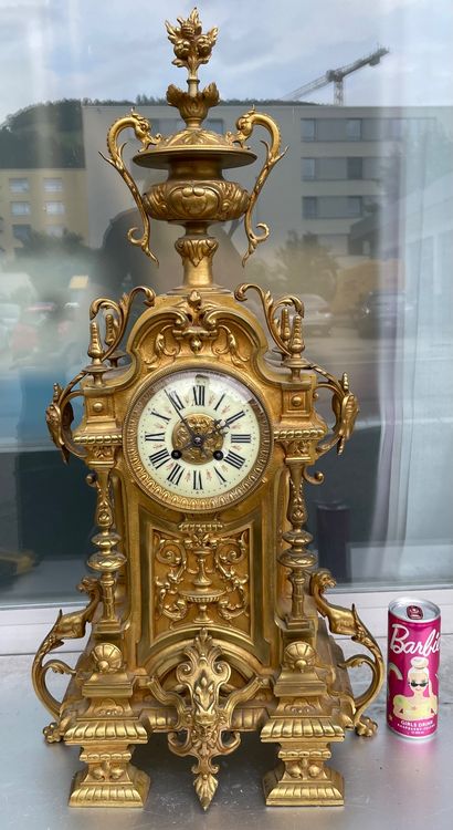 Antike grosse Französische Kaminuhr mit Verzierungen (Gebraucht) in Root für CHF 299 – nur ...