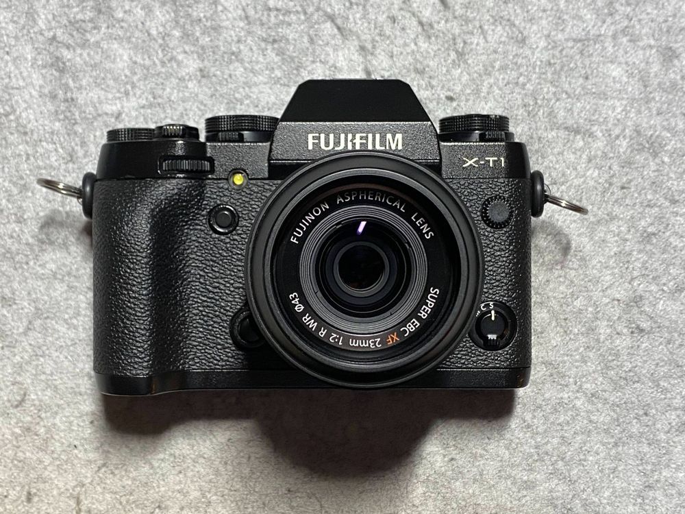 Fujifilm X-T1 Kamera + Fujifilm Fujinon XF 23mm f/2 R WR | Kaufen auf Ricardo