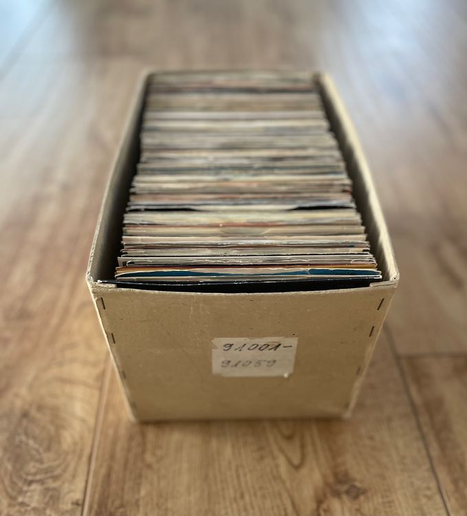 180 Vinyl Singles, 100% Pop pur S4 (Gebraucht) in Aadorf für CHF 68 ...