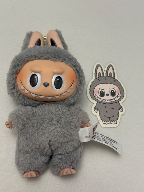 Labubu & Cry Baby (Neu (gemäss Beschreibung)) in Diepoldsau für CHF 10 ...
