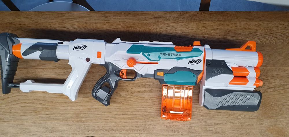 Nerf Tri-Strike mit ca. 200 Schuss Munition | Kaufen auf Ricardo