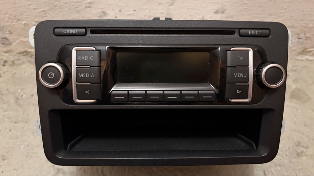 VW Golf 6 Original Autoradio (Gebraucht) in Sargans für CHF 40 – mit ...