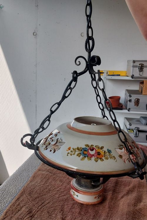 Antike grosse Deckenleuchte Keramik und Eisen sehr spezial | Kaufen auf Ricardo