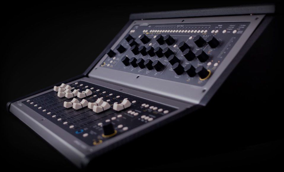 Softube Console 1 MK II + Fader + Doppelständer (3er Bundle) (Gebraucht ...