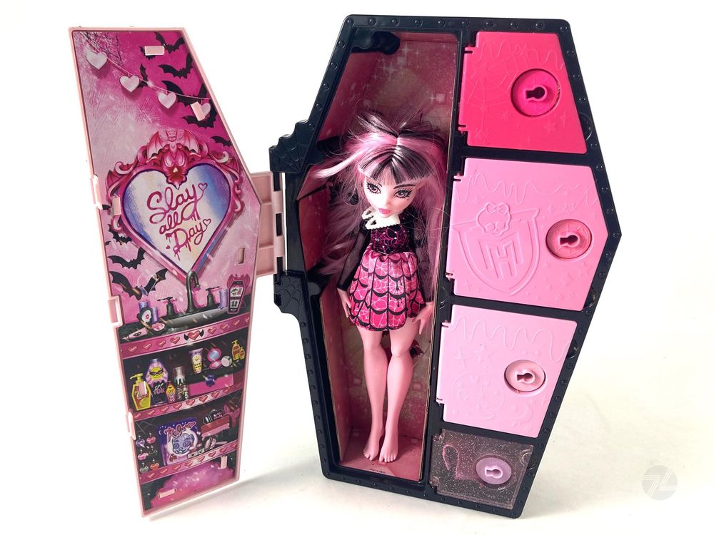 Monster High Locker Skultimate Secrets Draculaura (Gebraucht) in ...