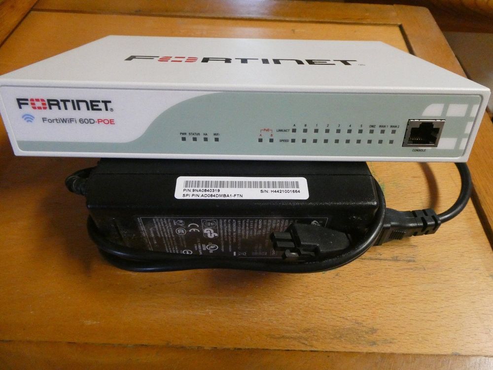 FORTINET FortiGate/FortiWiFi 60D-POE (evt defekt) (Défectueux) à pour ...