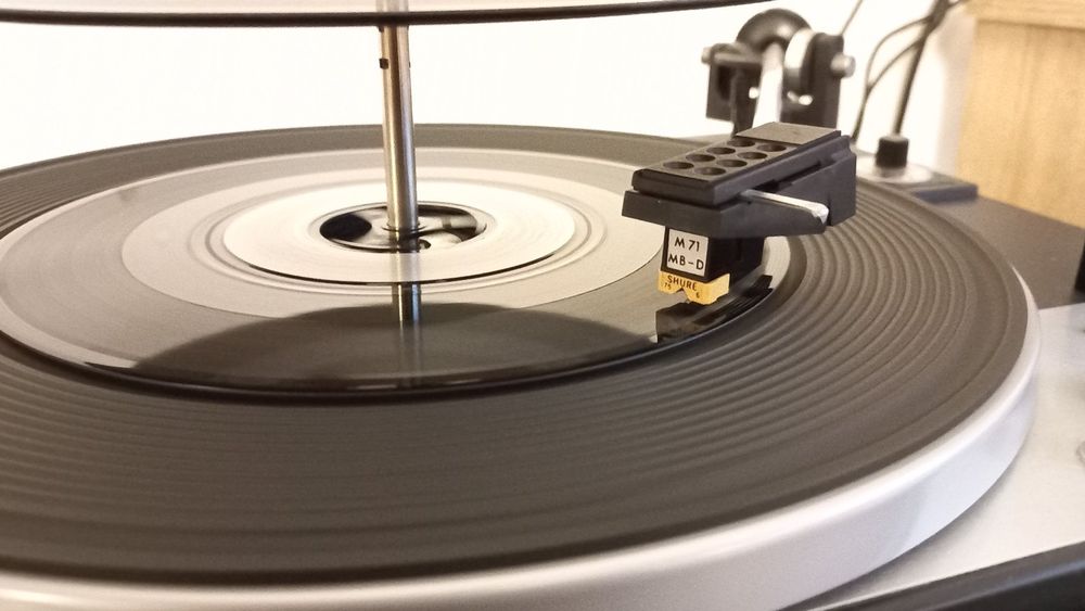 Dual Plattenspieler mit Plattenwechsler (Gebraucht) in Liebefeld für ...