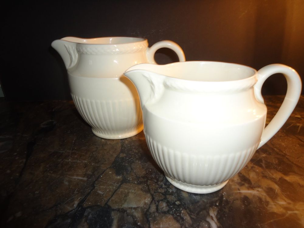 WEDGWOOD 2 Milchkrüge Original Wedgwood MADE IN ENGLAND | Kaufen auf Ricardo
