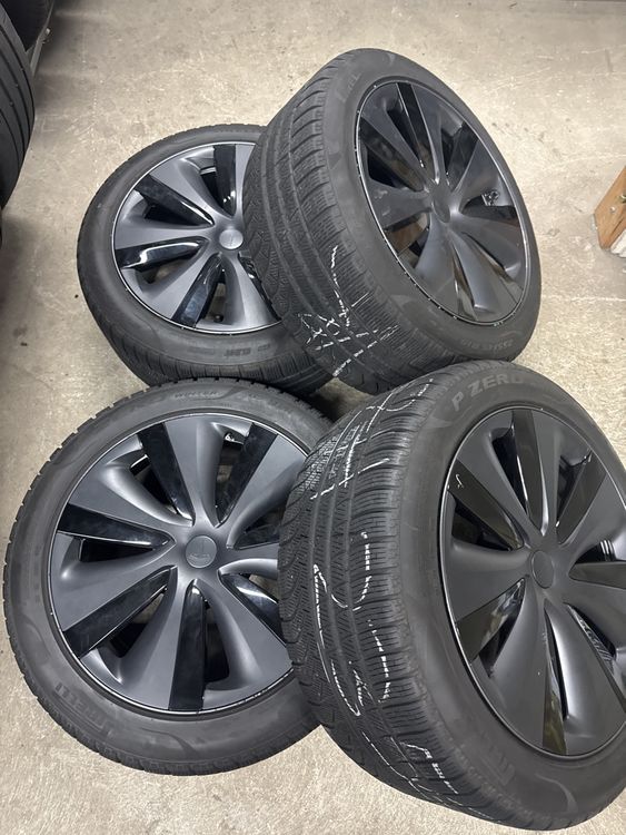 Tesla Model S Plaid Winterräder Pirelli Top Zustand! (Gebraucht) in ...