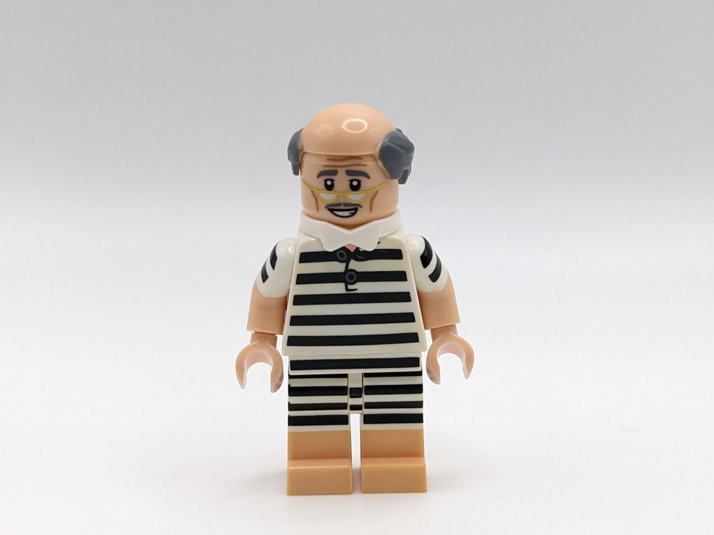 Lego Super Heroes Vacation Alfred Pennyworth (Gebraucht) in Neuendorf ...