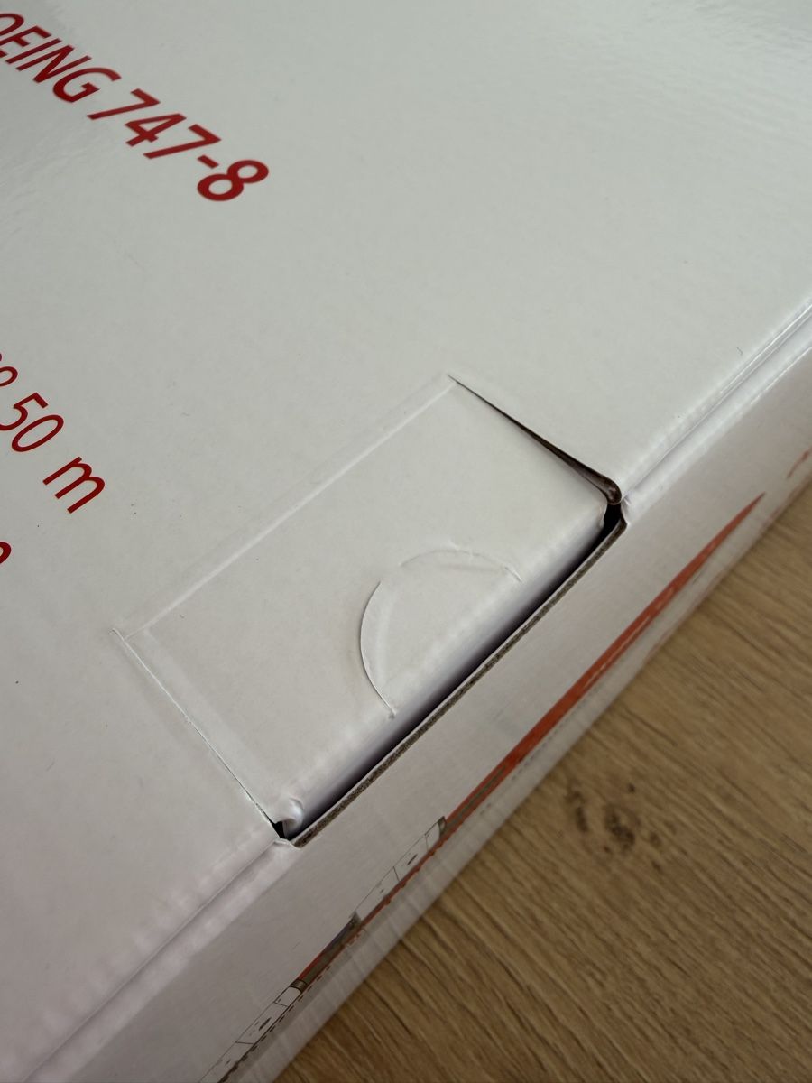 🐘SQ / JC 1/200 Boeing 747-8 Sunrise Colors FLAPS DOWN🐘 (Neu und ...